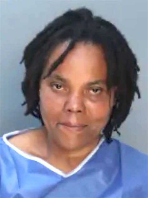 Мати зізналася що вбила своїх 5 і 3 річних дітей в Маямі Infobae