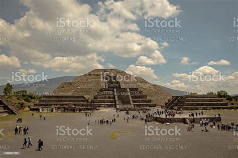 Teotihuacan Pyramids Complex Mexican Archaeological Complex Northeast