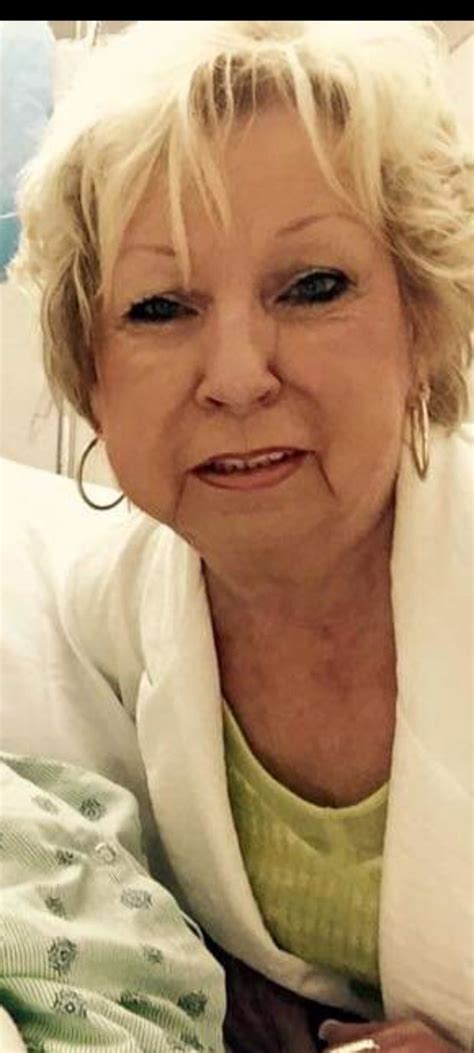 Joann Loves Sucking Big Black Cocks Pic