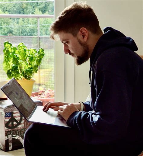 Andrea Guzzo Mentor Presso Tomorrowdevs