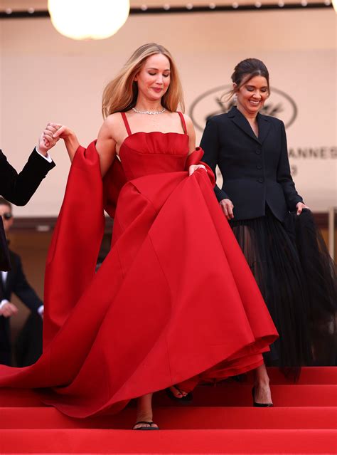 Jennifer Lawrence Stuns At Cannes Film Festival In Red