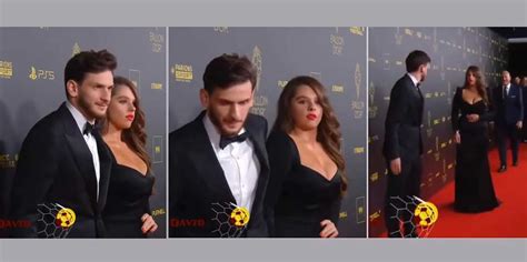 ხვიჩა კვარაცხელიამ „ოქროს ბურთის“ დაჯილდოების ცერემონიაზე მეუღლესთან ერთად წითელ ხალიჩაზე გაიარა