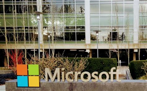 Helloworld1 Microsoft Way Redmond Microsoft Is Razing Its Redmond