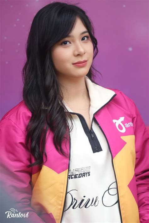 Zee Jkt48 Foto Gadis Cantik Gadis Gadis Cantik Orang Cantik