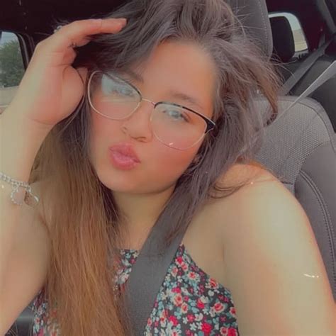 Jessss🌸 Itsjessbabexoxo • Threads Say More