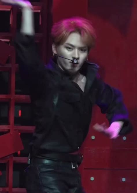 [스트레이키즈 리노] 미안한데 니 얼굴이 더 자극적이다 Youtube