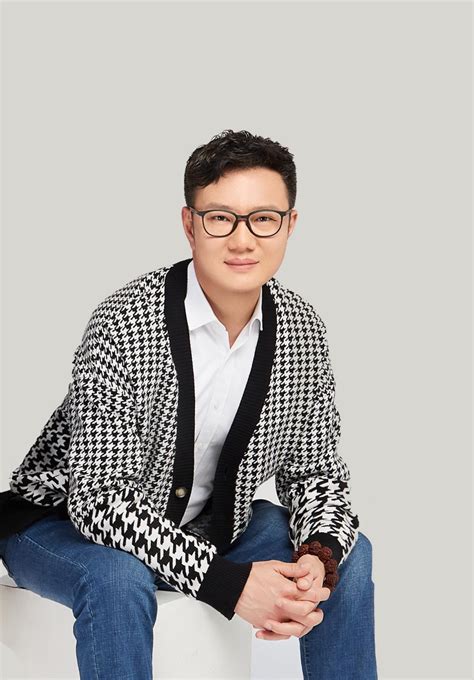 张毅全案设计师 室内设计师 拾昊装饰