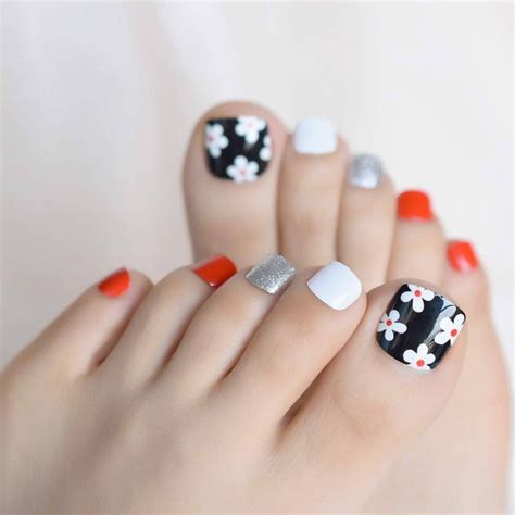 Toe Nail Art Flowers