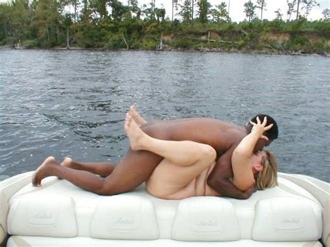 Ehefrauen Im Urlaub In Afrika Und Was Sie So Treiben Porno Bilder Sex Fotos Xxx Bilder