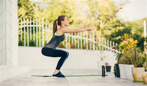 Can Squat Challenges Actually Make Your Butt Bigger Popsugar Fitness