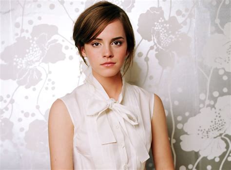 X Emma Watson In White Dress X Resolution Wallpaper Hd Celebrities K