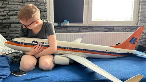 PICTURES Woman Is Sexually Attracted To Planes