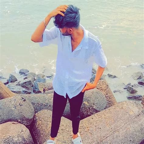 اکیلے ★👑‎ Sumit X0 On Threads