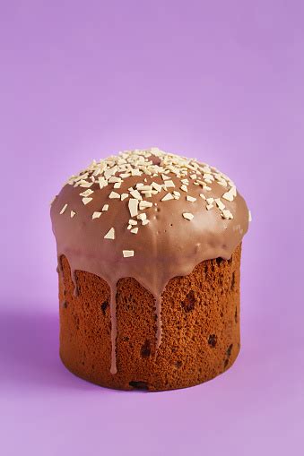 부활절 케이크 러시아어와 우크라이나어 전통 쿨리치 파스카 부활절 빵 행복한 부활절 전통 러시아 정교회 부활절의 쿨리히 케이크