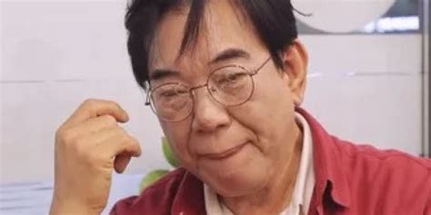 6년 만에 만난 딸이 나를 피했다 30년째 가족과 떨어져 사는 기러기 개그맨의 눈물 웰니스라이프