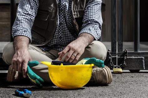 پاسخ به مهم‌ترین و پرتکرارترین پرسش‌ها در مورد بیمه بیکاری بررسی های رسانه ای تحریریه