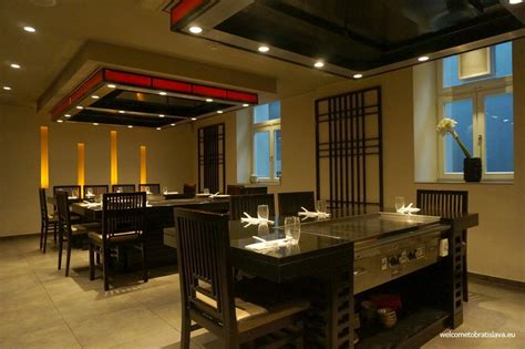 طراحی و ساخت دکوراسیون رستوران خاص و منحصر به فرد فن و هنر