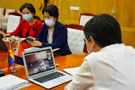 МУ ын Шадар сайд Я Содбаатар Азийн Хөгжлийн банкны Монгол Улсыг хариуцсан захирал Павит