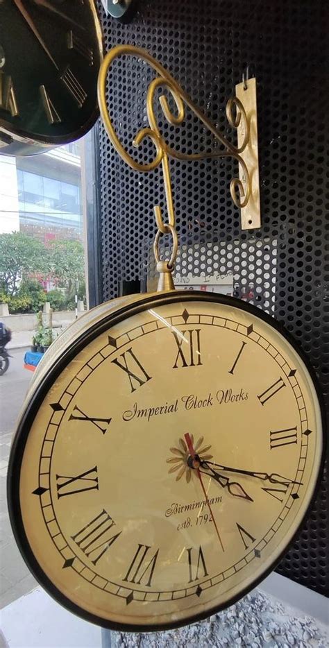 Brown Round Analog Hanging Clock At ₹ 3500 Piece In Bengaluru Id 11323557897