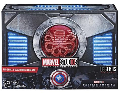 Sdcc 2018 Exclusive Marvel Legends Red Skull And Tesseract Marvel Toy News
