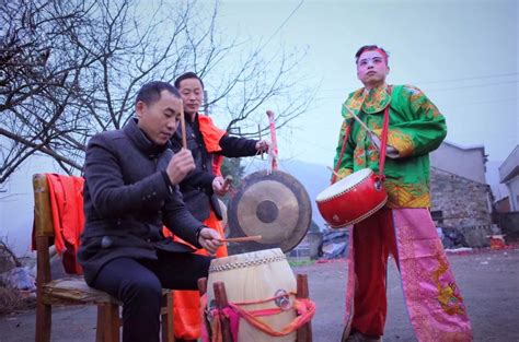 高鹏飞白牡岭上竹马灯 搜狐大视野 搜狐新闻