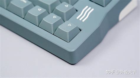 Iqunix Q66三模热插拔机械键盘评测：小身材，大味道 知乎