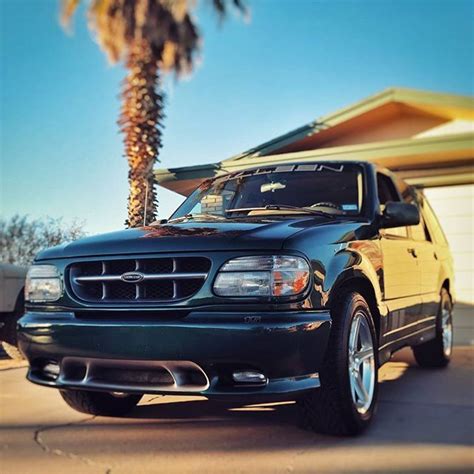 1999 Saleen Xp8 Explorer Coches Chulos Coches Deportivos De Lujo