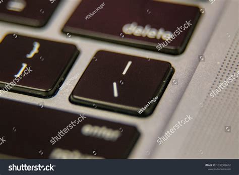 Forward slash 388 รายการ ภาพ ภาพสตอกและเวกเตอร Shutterstock