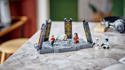 Lego Reveals New Star Wars Ahsoka Duel On Peridea Set