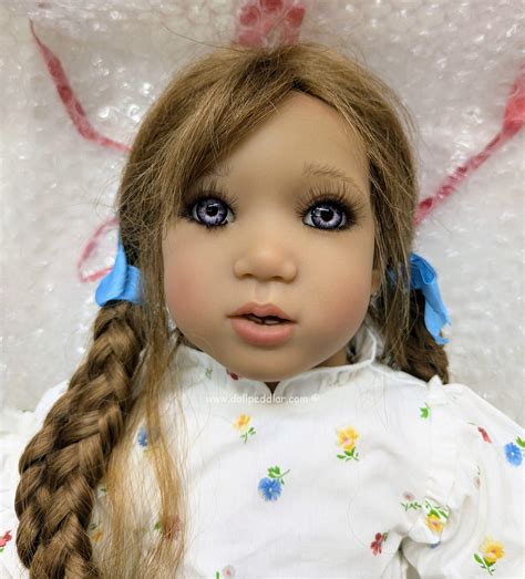 Annette Himstedt Lonneke Doll Nrfb In Shipper Coa Doll Peddlar