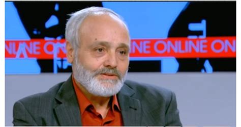 Хомеопатът д р Атанас Михайлов Високата температура е лечебна 24 Здраве