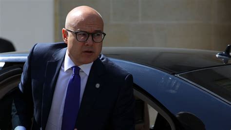 Вучевић Ближи смо формирању нове владе али не искључујем и нове изборе — Rt Balkan