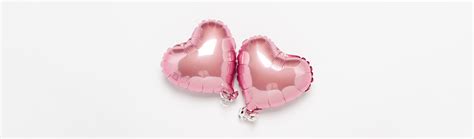 흰색 배경에 두 개의 분홍색 공기 풍선 하트 모양 개념 결혼식 발렌타인 데이 포토 존 연인 배너 플랫 레이 상단 보기 결혼식에 대한 스톡 사진 및 기타 이미지 Istock