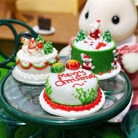 3 Pieces Miniature Christmas Cake Miniature Cake Miniature Sweet