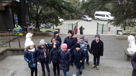 სკოლა “მერმისის” მესამე კლასელები კონტაქტურ ზოოპარკში იმყოფებოდნენ