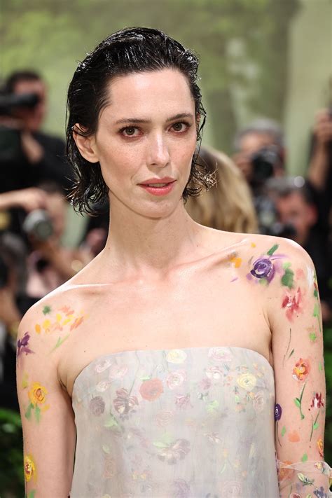 Met Gala Beauty Trends Is Wet Hair Back In Style