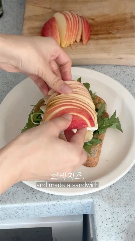 딤썸 Dimsum 유지어터의 하루6🤍 식단 꿀팁 가득 담아왔어용🫶🏻 🥪샌드위치 소스레시피 땅콩버터1 홀그레인머스타드1 알룰로스1 🐔허닭 최저가 마켓 10