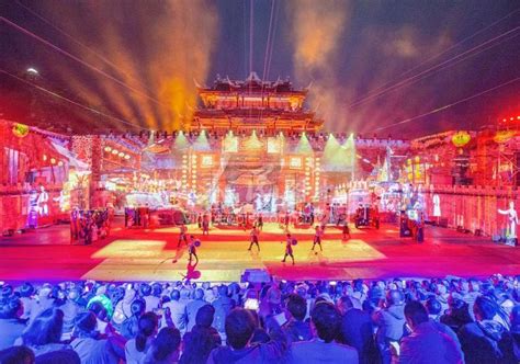 四川松潘大唐松州瓮城传奇大型沉浸式实景演艺 人民图片网