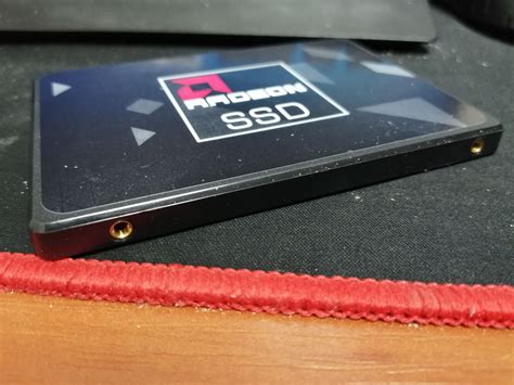 SSD диск AMD 2.5 Radeon R5 960 Гб SATA III 3D NAND TLC R5SL960G ...