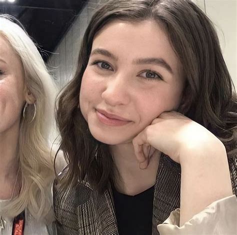 Katelyn Nacon Fotos De Famosos Famosos Foto