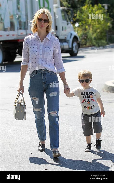 January Jones Takes Son Xander To Lunch At Houstons Restaurant Before