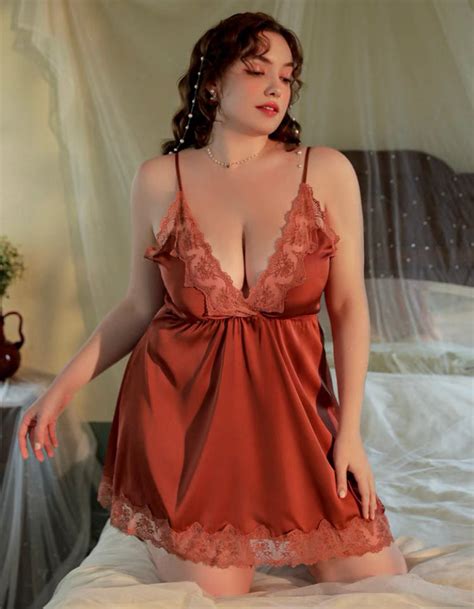 Plus Size Nightie Satin Lace Lingerie Set Floral Nightgown Plus Siz