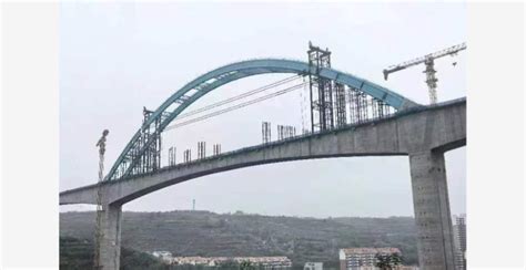 西延高铁王家河特大桥钢管拱成功合龙腾讯新闻