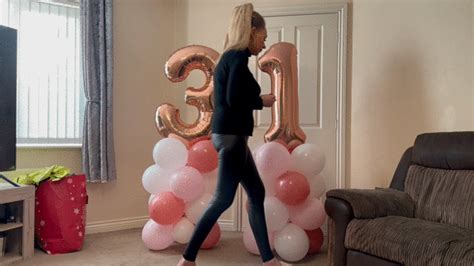Balloon Towers Pin Pop Hd Inflatable Fetish Girl Clips4sale
