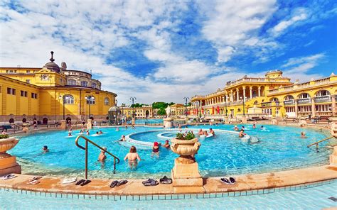 Széchenyi Thermal Baths Tickets With Fast Track Entry