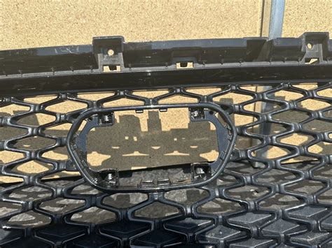 2021 2022 Chrysler Pacifica Front Lower Grille Wsensor Holes Ebay