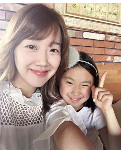 退出娱乐圈的《搞笑一家人》徐敏静老师近照 还是辣么美