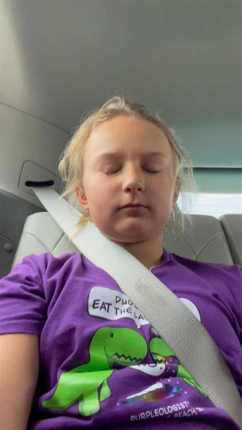 I Got The Sound From A Spring Trap Vid Fnaf Characters Cringe Spirng