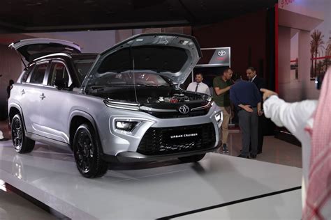 تويوتا تُدشِّن سيارة أوربان كروزر 2023 الرياضية ومتعددة الاستخدامات