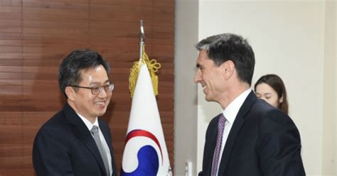 수출·생산 지속적 증가세 경기회복 지속할까